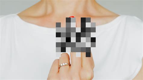 Жена размаха среден пръст на полицаи в Пловдив Криминално Новини Бг