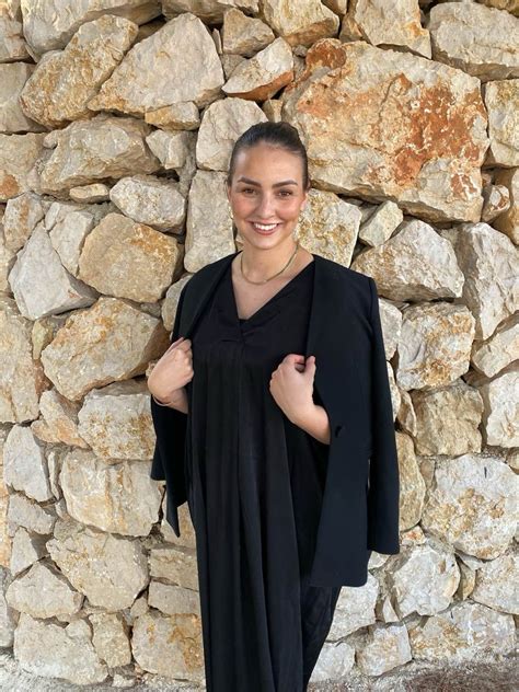 Vi Kan Vel Godt Blive Enige Om At Du Ikke Har Nok Erfaring 🚫 Sabina Adilovic