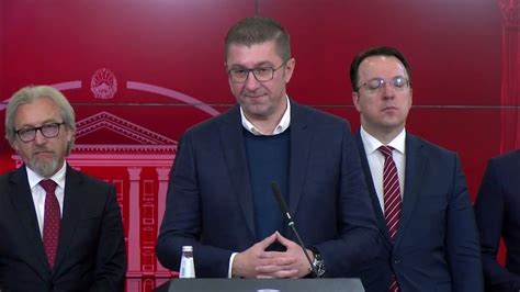 Во владата потпишан договорот од првата транша од 250 те милиони евра наменети за општините