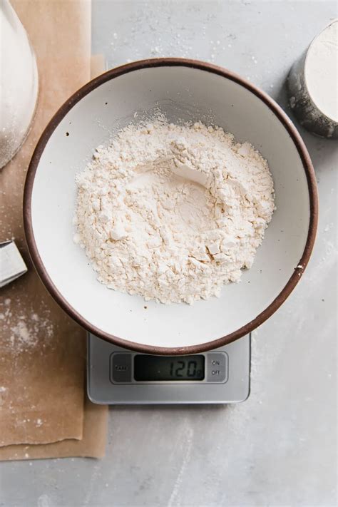 Bread Flour Vs All Purpose Flour With Substitution Tips A Beautiful