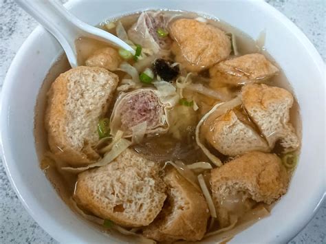 麥斯阿哥之【隱食尋味遊】 講到有懸念的食店，這家在信陽街底公園路上的油豆腐細粉也是其一。