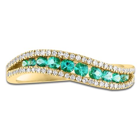 Lali Jewels Natural Emerald And Diamond Ring 15 Ct Tw 14k Yellow Gold