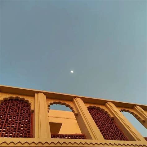 Pin By Ethmellie On Code Geass South Asian Aesthetic Sky Aesthetic