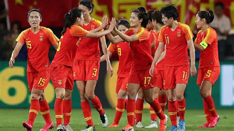 0 1到2 1！中国女足上演大逆转，水庆霞低调表态，剑指世界杯16强中国女足水庆霞女足新浪新闻