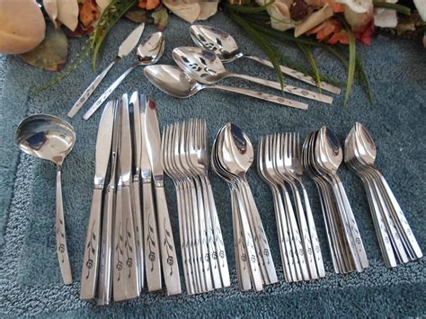 Capistrano Oneida Oneidacraft Deluxe Usa 188 Stainless Flatware 53pc Set Service Excellent Used