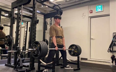 하체 운동 엉덩이 운동에 효과적인 스모 데드리프트 네이버 블로그