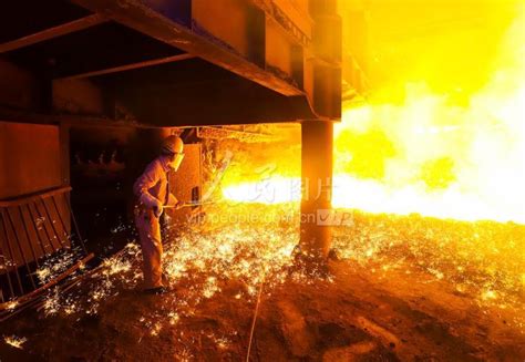 江西湖口：节日坚守岗位 人民图片网