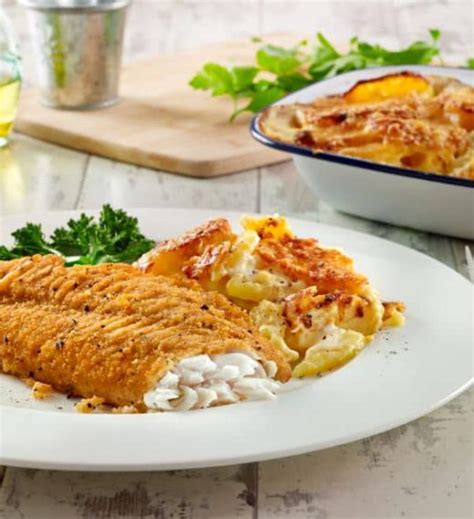 Youngs Gastro Lightly Dusted Basa Fillets And Dauphinoise Potatoes