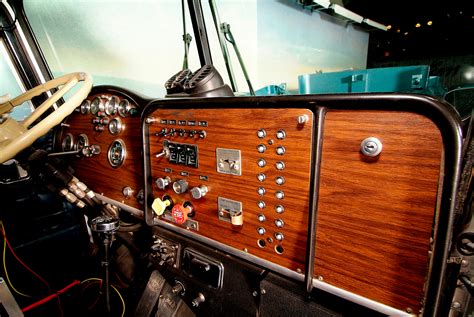 Peterbilt 359 Interior