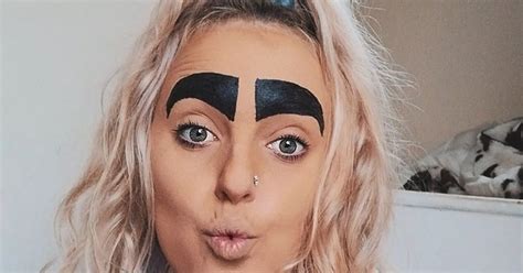 Woman With Britains Biggest Eyebrows Taunts Trolls Who Said Shed Never Find Love Mirror Online