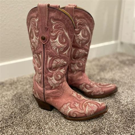 Corral Shoes Corral Dusty Pink And White Floral Snip Toe Leather
