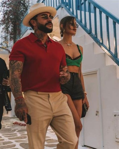 Возлюбленная Тимати устроила фотосессию без нижнего белья Модели Стиль Милые пары