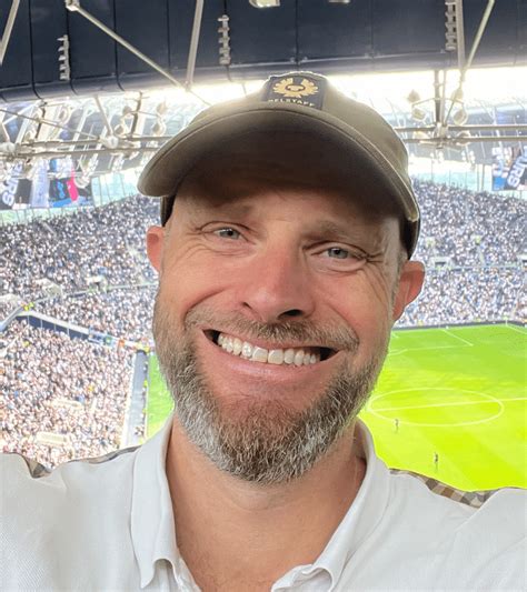 Groundhopping Med Gravgaard Læs Hans Faste Klumme Her