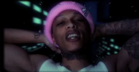 Izzie Gibbs Is 2 Gassed In New Banger Grm Daily