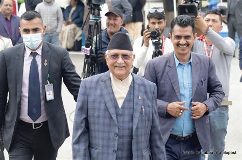 गगनमाथि ओलीको कटाक्ष सत्ता गठबन्धनभित्र निकै ठुलो गडबडी देखिन्छ