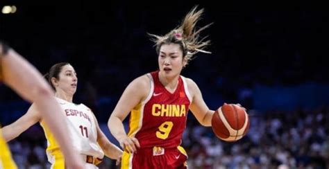 27秒领先5分，中国女篮惨遭逆转！李月汝3115带不动，李梦成罪人腾讯新闻