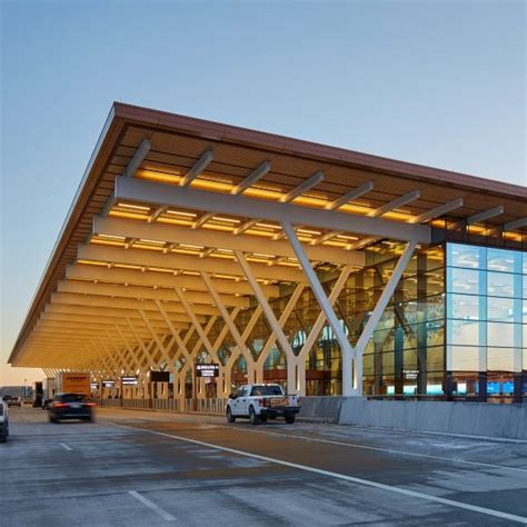 Ayers Saint Gross Embeds Plant Motifs In Missouri Visitor Center