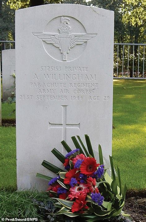 Queripel Lionel Ernest Ww2 Gravestone