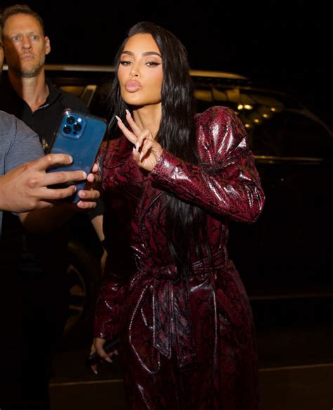Kim Kardashians Fans Think She Looks Unrecognizable With Bigger Lips