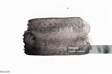 흰색 종이 배경에 사각형 라인 브러시로 검은 색 수채화 손그림 거친에 대한 스톡 사진 및 기타 이미지 거친 검은색 공란 Istock