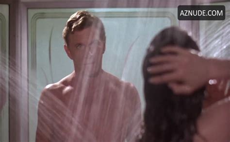 Faye Dunaway Sexy Scene In Mommie Dearest Aznude