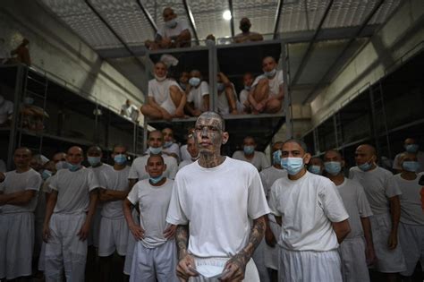 El Salvador calcula que aún faltan por arrestar miles de pandilleros El Sol News Media