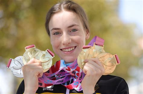 Darja Varfolomeev Als Golden Girl Auch In Paris