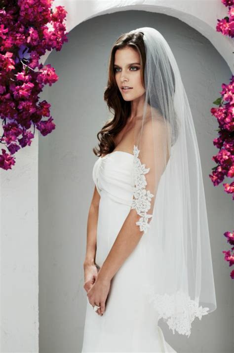 Comment porter le voile de mariée laccessoire de mariage intemporel