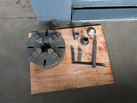 13 X 40 Clausing Variable Speed Lathe 3 Jaw Chuck 4 Jaw Chuck Lever Collet Closer