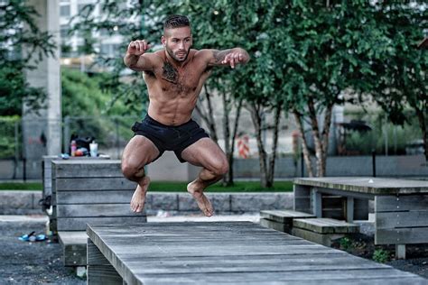 Favorite Hunks And Other Things Richard Rothstein Nicks Riverside Run