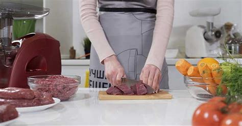 ¿por Qué Debes Evitar Comer Mucha Carne Roja Y Procesada Durante La