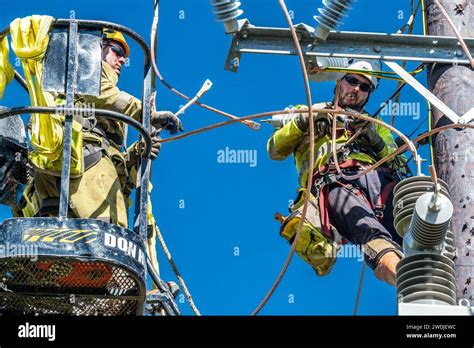 Electricity Power Line Installation Stock Photo Alamy