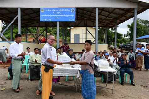 ဟုမ္မလင်းခရိုင် ငါးလုပ်ငန်းဦးစီးဌာနမှ ဒုတိယအကြိမ် ၂ လက်မအရွယ် င