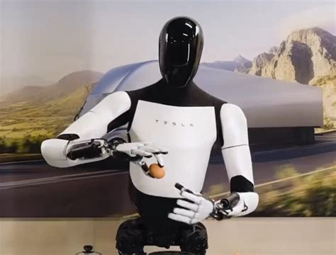 Optimus Gen 2 Tesla dévoile la nouvelle génération de son robot