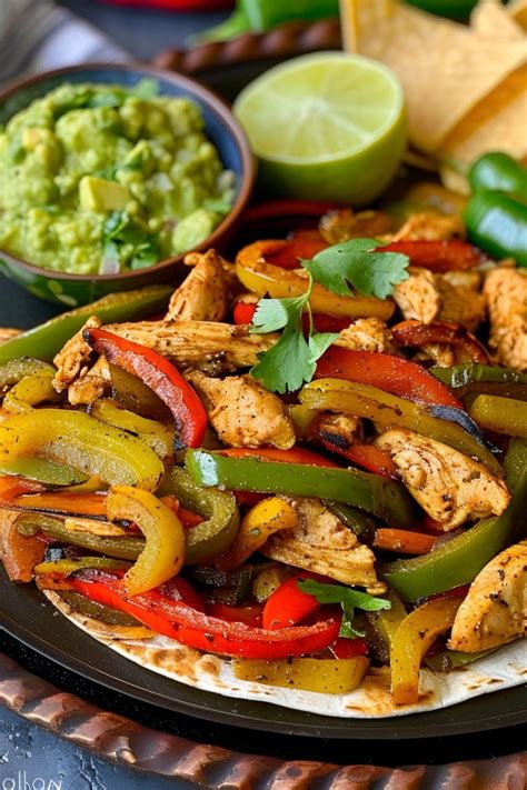 Chicken Fajitas Easy And Flavorful Insanely Good
