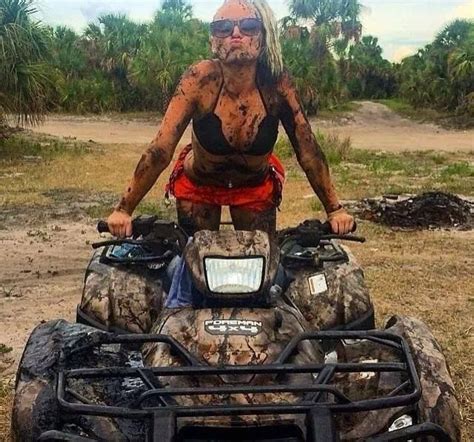 Pin De Baranjaratube Baranjara En Girls And Atvs Motos Cuatrimotos