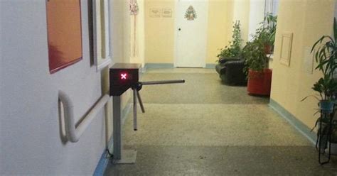 45 Funny Security Fails That Were So Bad All We Can Do Is Laugh