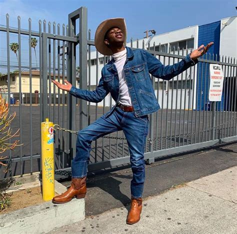 Lil Nas Xs Old Town Road Breaks Billboard Record For Most Weeks At