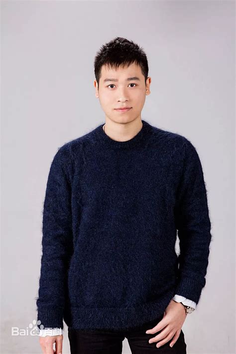两届网文之王都年收入过亿，如今拥有自己的公司，天蚕土豆娶得美娇妻！ 搜狐大视野 搜狐新闻