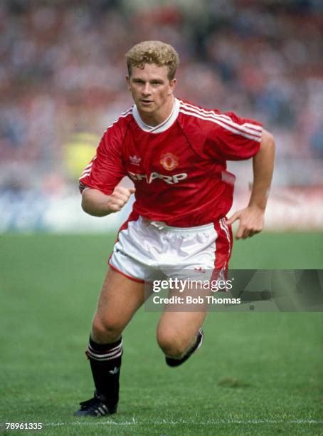 1992 Fa Charity Shield Photos And Premium High Res Pictures Getty Images