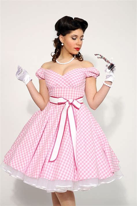 Pin Up Outfits Pin Up Dresses Super Cute Dresses Lovely Dresses