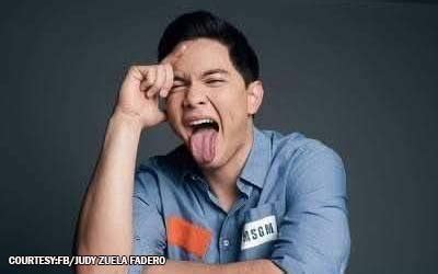 Alden Richards Hiniritan Sa Labas Dila