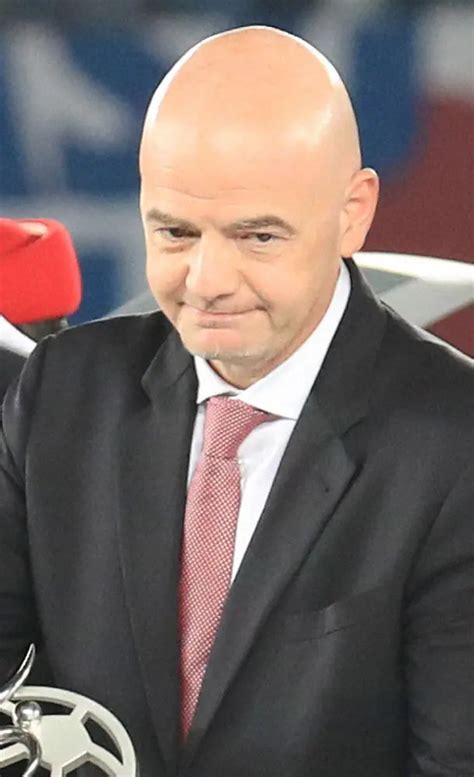 サッカー 会長 Fifa Deresaza