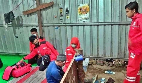 Puluhan Relawan Evakuasi Pendaki Asal Magelang Yang Alami Hipotermia Di