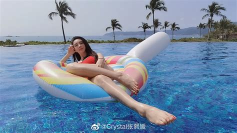 Xiyuan Zhangs Feet