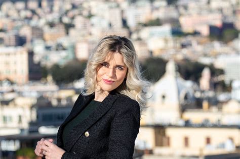 La Palermitana Lorena Cacciatore Trionfa Al Box Office Con Pio E Amedeo