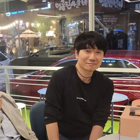 최동율 Bryanchoe • Threads Say More