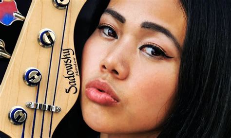 Juna Serita Japanisches Bass Wunder Veröffentlicht Neues Album „flow