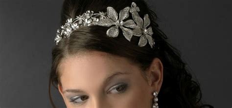 Elegant Bridal Hair Accessories
