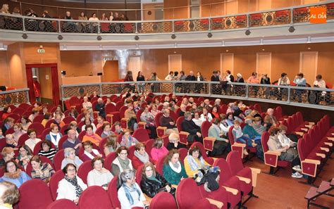 Tarde De Risas En El Teatro Nuevo Gracias Al Grupo De Teatro De